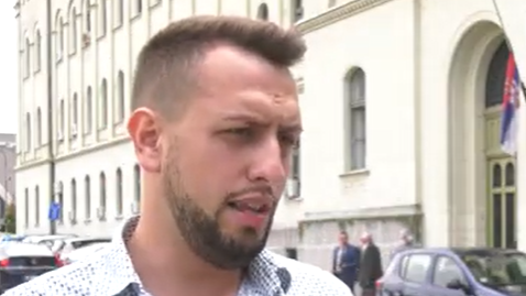 Власника КТВ шамарали батинаши СНС: Угрожавају ми живот!