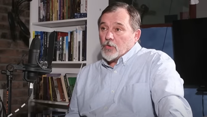 СТОЈИЧЕВИЋ: Блекрок је купио нови ДСС, Вучић директно уништава Павића и ...